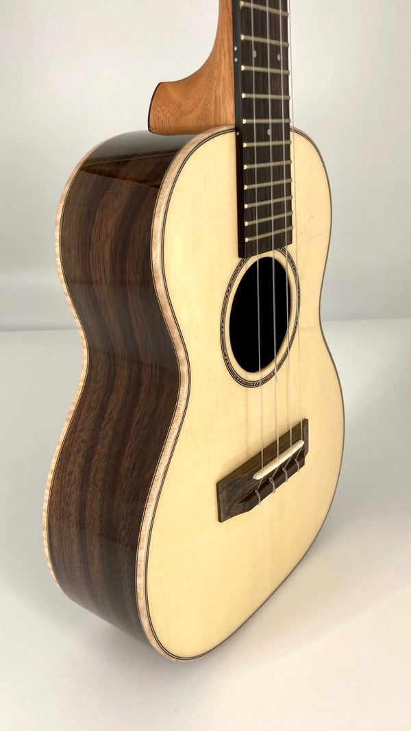 PONO Master Series Tenor RT-MS (S) - Gute Ukulele